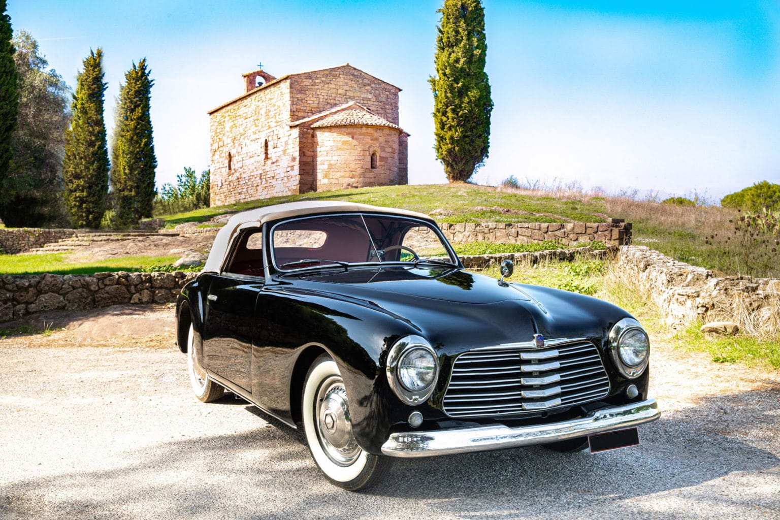 SIMCA 8 SPORT 1950 – excellencerentcar